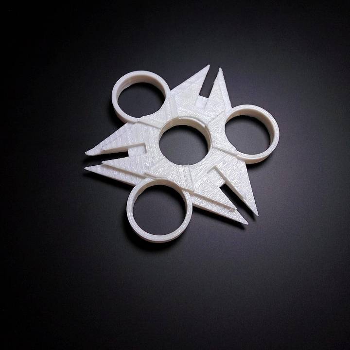 3D Printable Tri-Point Spinner by Jake Gollub