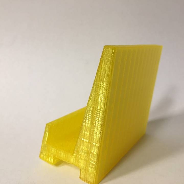 3D Printable Picture Stand by Beckham Ytterdahl