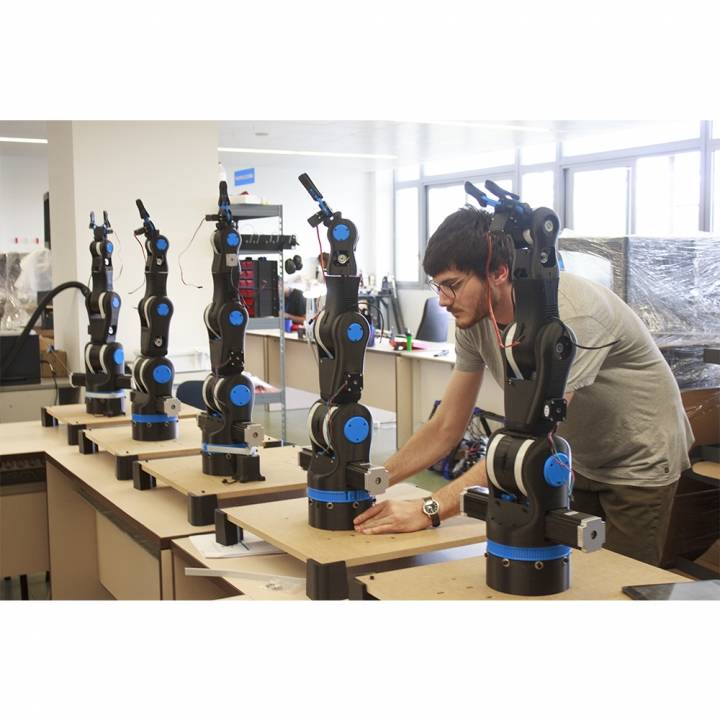 3D Printable BCN3D MOVEO - A fully OpenSource 3D printed Robot Arm by ...