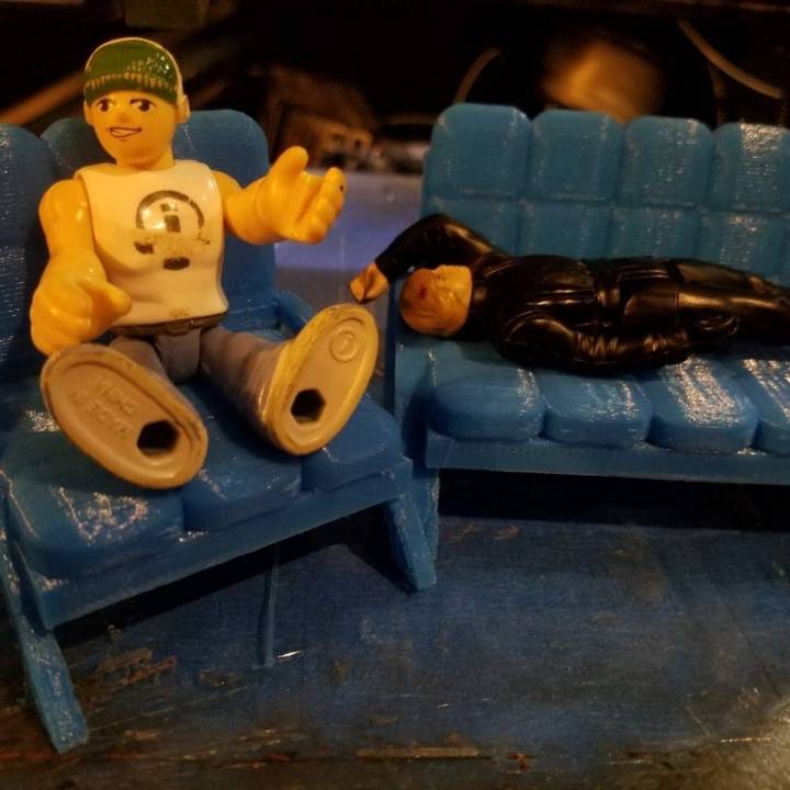 3D Printable Tuftguy chair by Reagan boyd