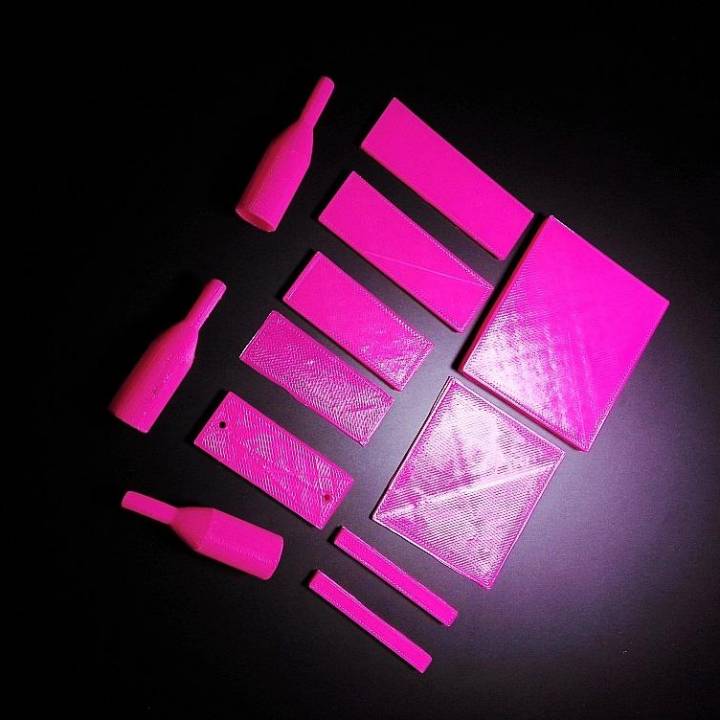 3D Printable Beer Display 3 by Alex Fischer