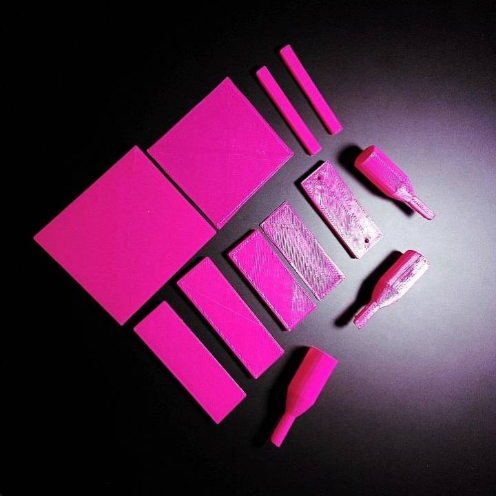 3D Printable Beer Display 3 by Alex Fischer