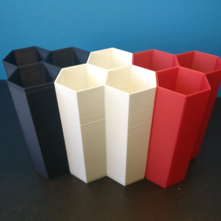 3D Printable Cable Storage Hive by Flo'Tronics