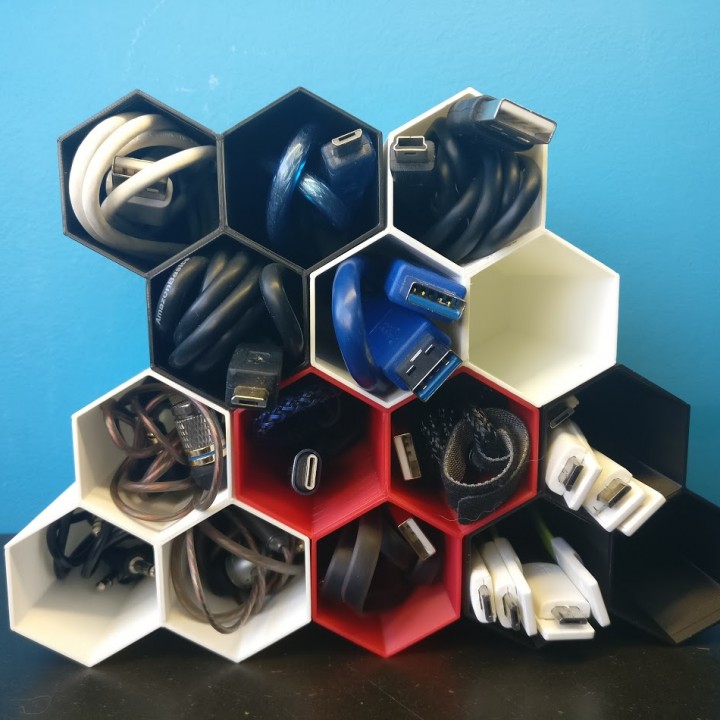 3D Printable Cable Storage Hive by Flo'Tronics