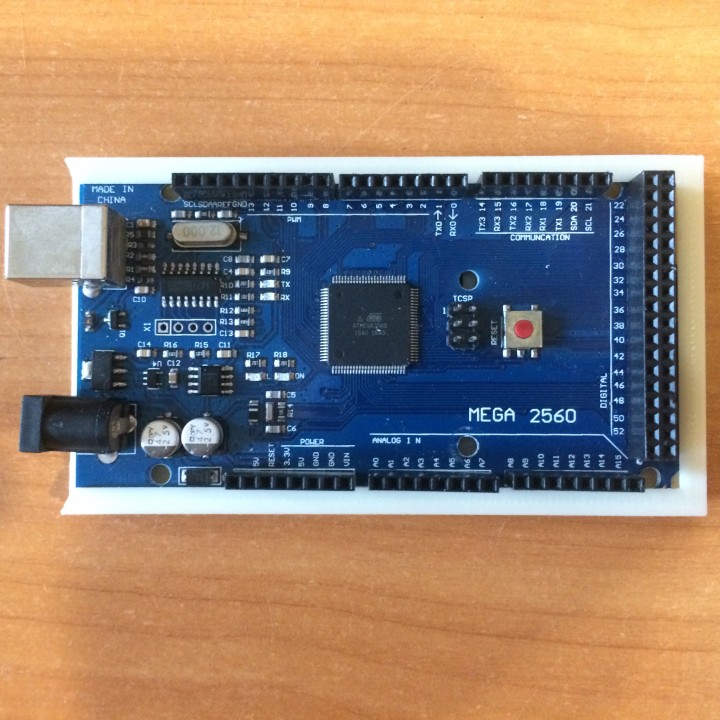 3D Printable Arduino holder by Ivan