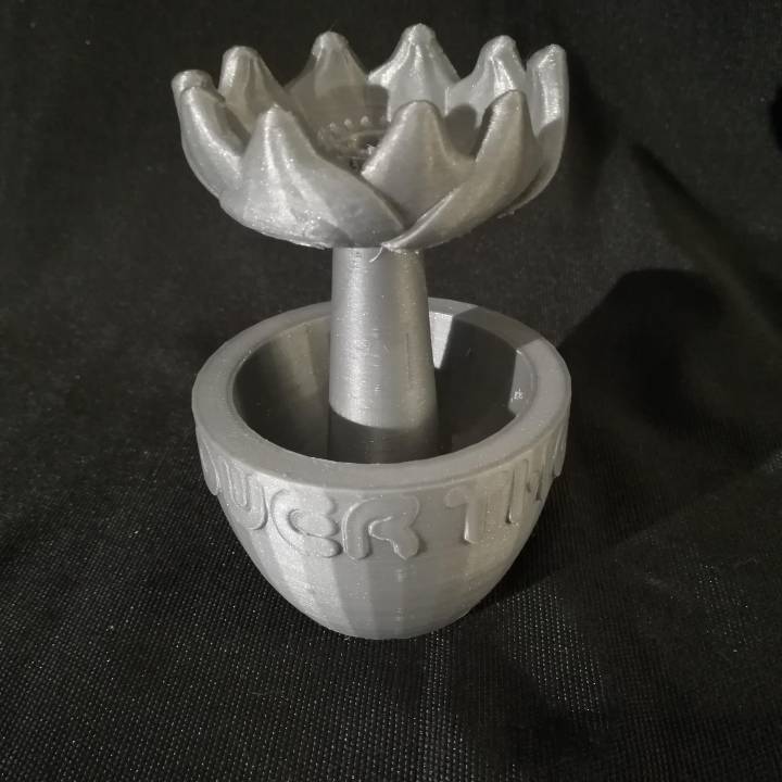 3D Printable modern flower planter - tinkercad by michal engel