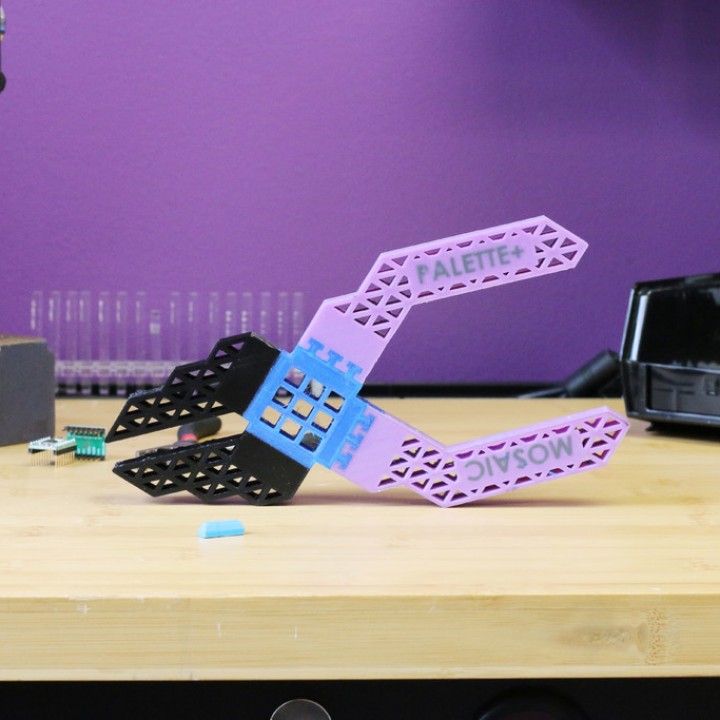 3D Printable Multi-Material Flexible Pliers by Mosaic Manufacturing