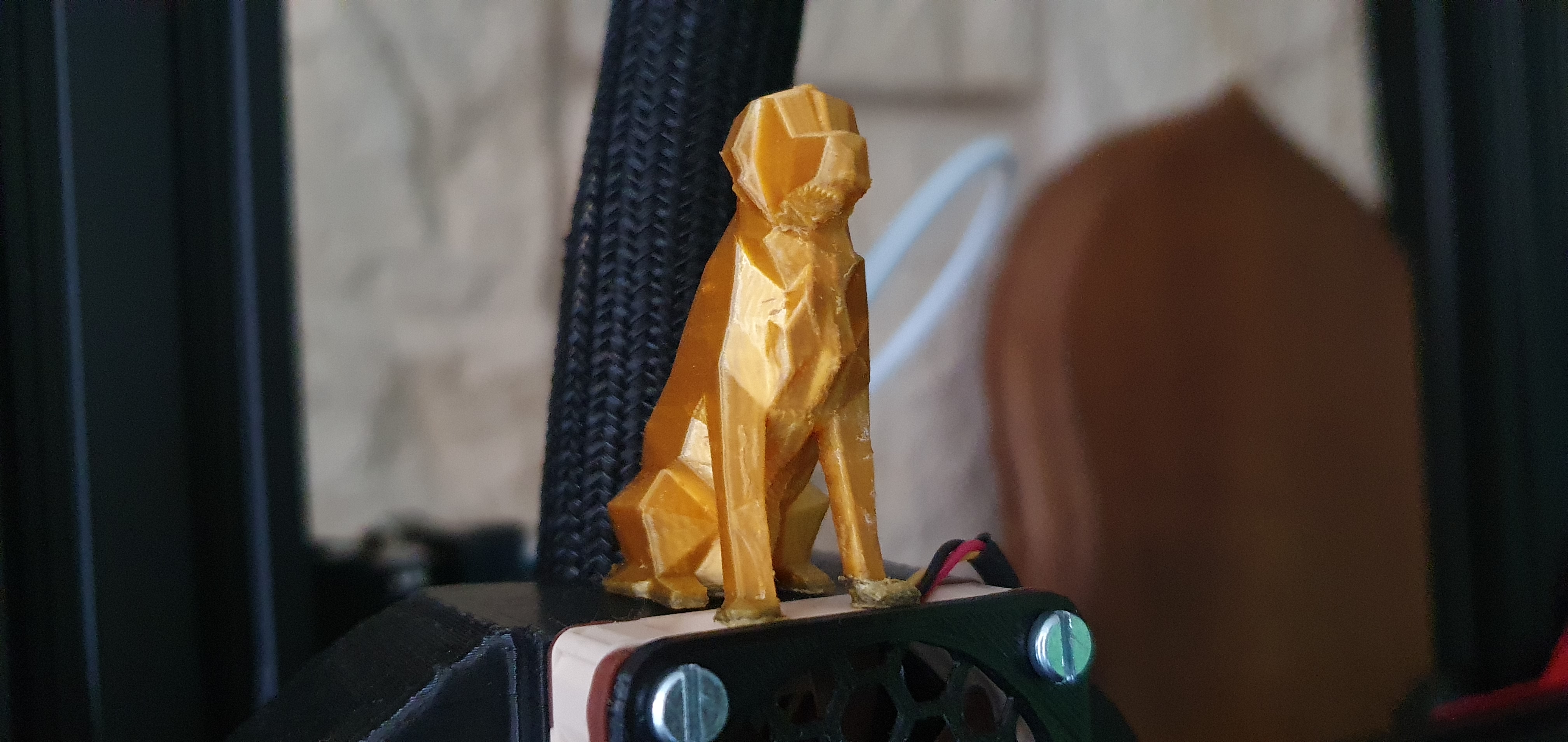3D Printable Low Poly Dog - Beto by Agustín Arroyo