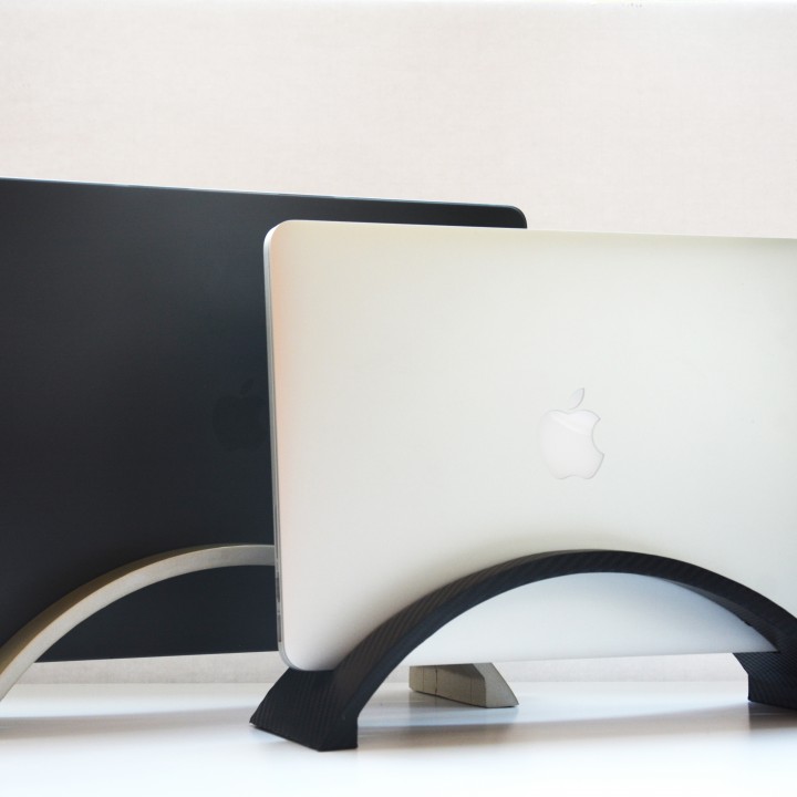 3D Printable Infinity Laptop Arc by Duncan Smith