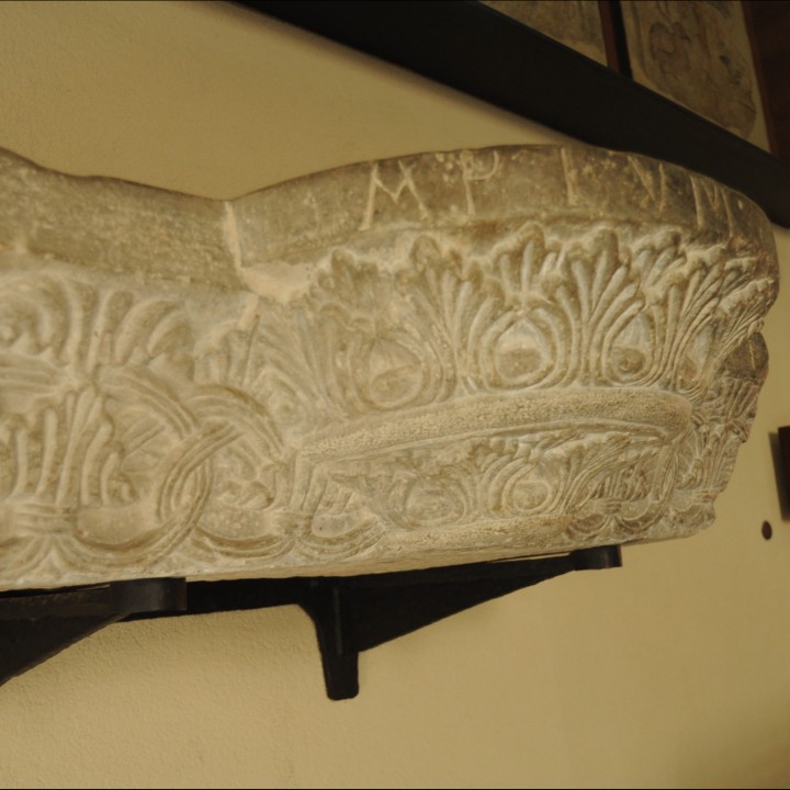 3D Printable Engraved basin from a fountain by Scan The World