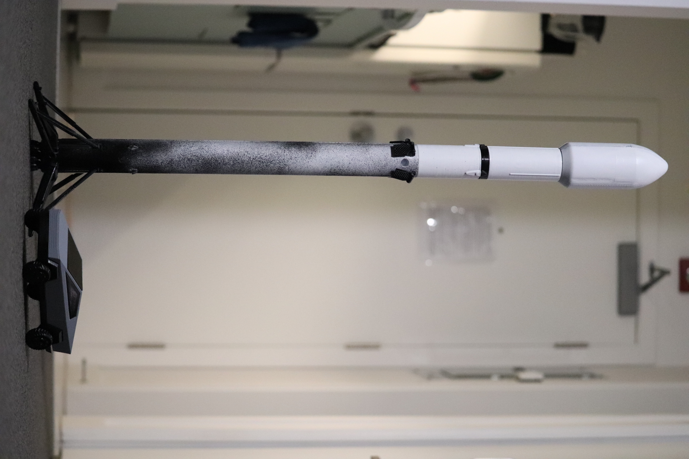 3D Printable SpaceX Falcon 9 Model Kit by Brian Mernoff