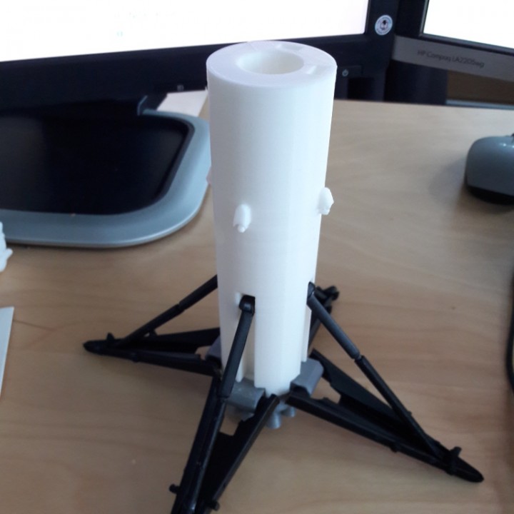 3D Print of SpaceX Falcon 9 Model Kit by Hubberthus