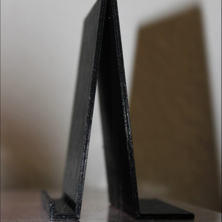 3D Printable Record Stand by Jason Brumbelow
