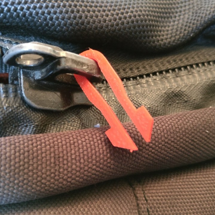 3D Printable Universal Zip Toggle by Josh Forwood