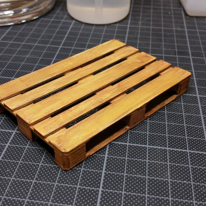 3D Print of 3D-printed scale model of EUR pallet (made of wood-based ...