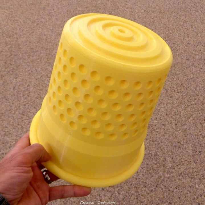 3D Printable 3D-printable Thimble - (14, 16, 18 mm) by CreativeTools.se