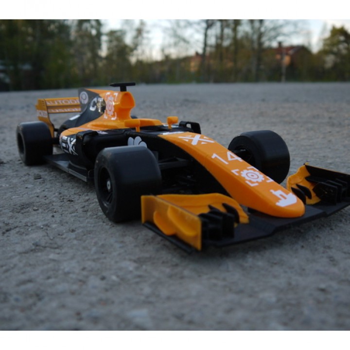 3D Printable OpenRC F1 Dual Color McLaren Edition by Daniel Norée