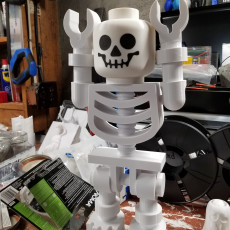 3D Printable Classic Skeleton Minifig by Jason Suter