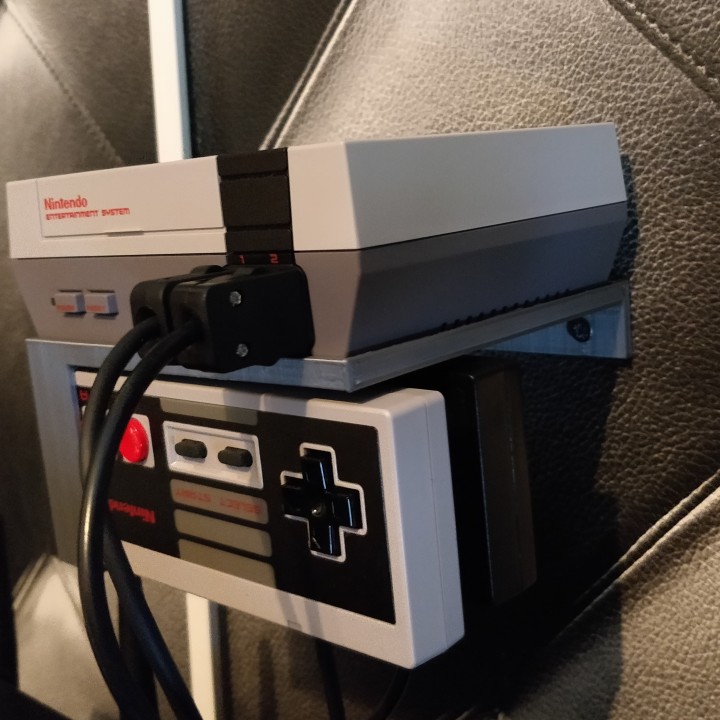 3D Printable NES mini shelf by Mikko Lepistö