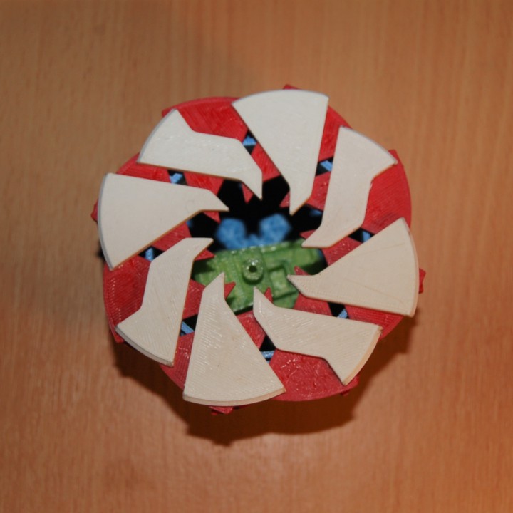 3D Printable Octo-box by Brien Allison