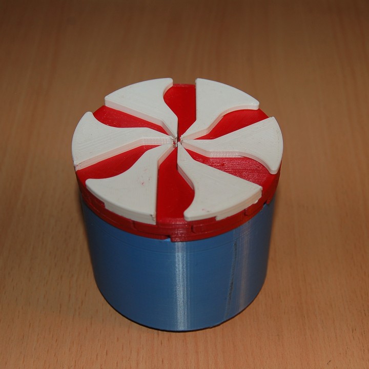 3D Printable Dodeca-box by Brien Allison