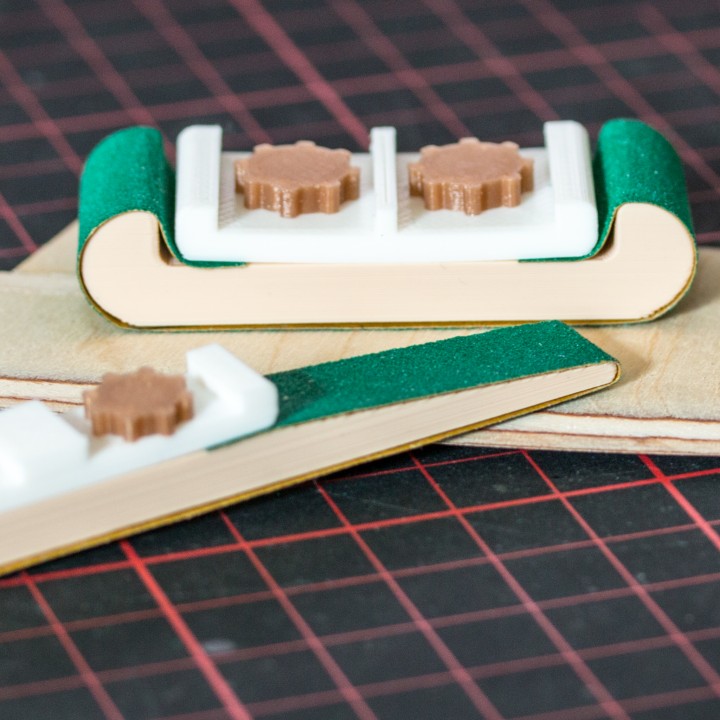 3D Printable Customizable Sanding Stick by Dennis Hofmann