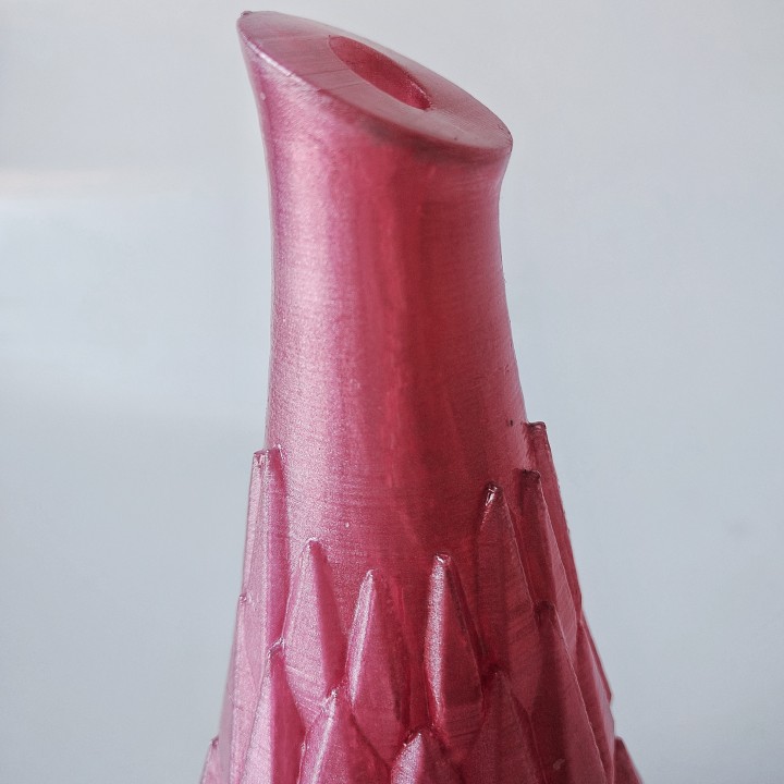 3D Printable Ruby vase by Federico Tonini
