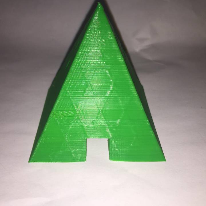 3D Printable Pyramid Pencils & Pens Tower by Matthew Kelleher