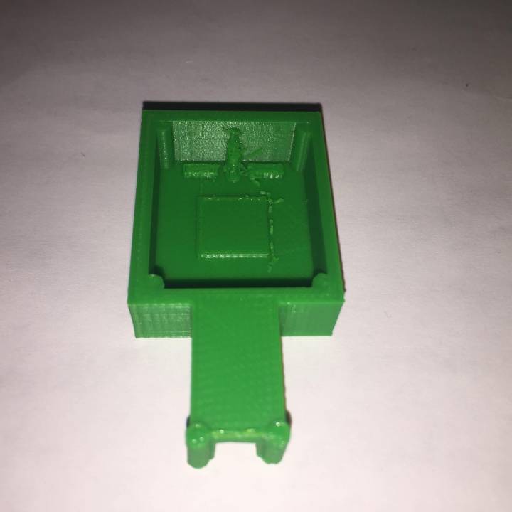 3D Printable Pyramid Pencils & Pens Tower by Matthew Kelleher