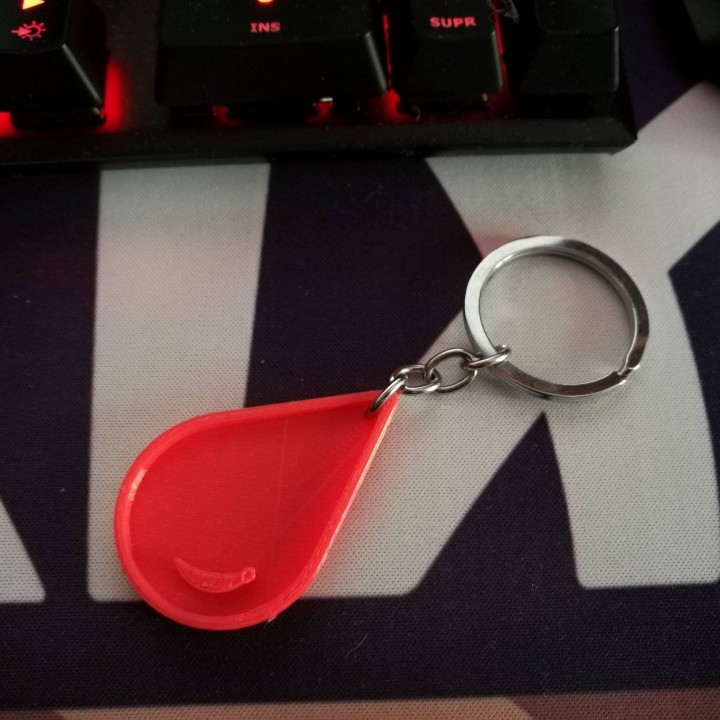3D Printable water droplet keychain by Diego Benavente