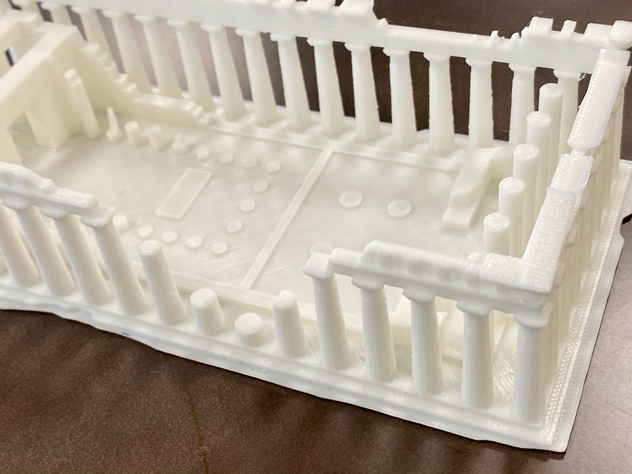 3D Printable Parthenon - Greece (Ruins) by MiniWorld3D