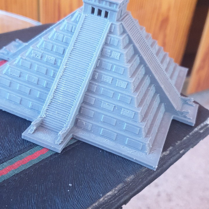 3D Print of El Castillo, Kukulcan Pyramid - Chichen Itza, Mexico by riad