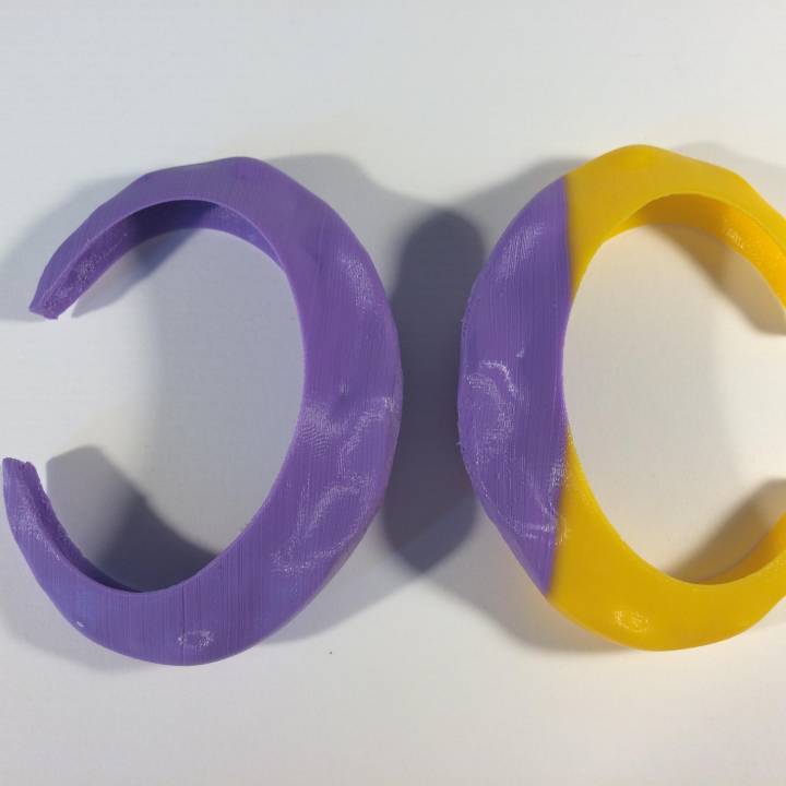 3D Printable Wave Braclet by Rigra de Alvear