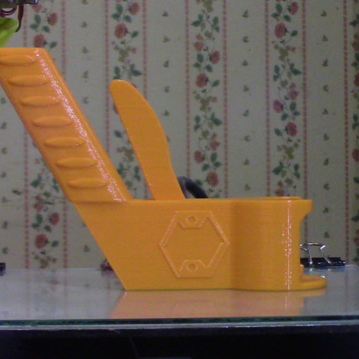 3D Printable Spray can handle/trigger by Larry Milam