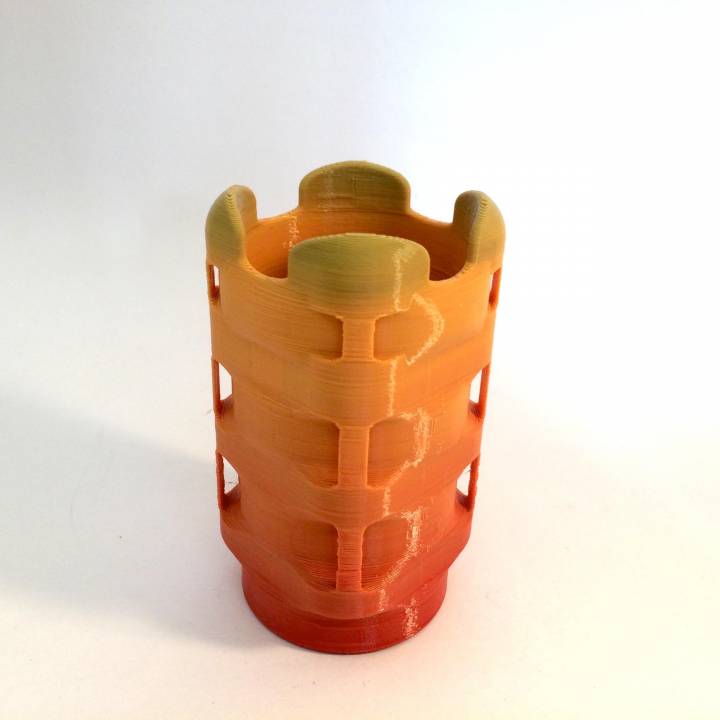 3D Printable Cubed round vase by toth zoltan