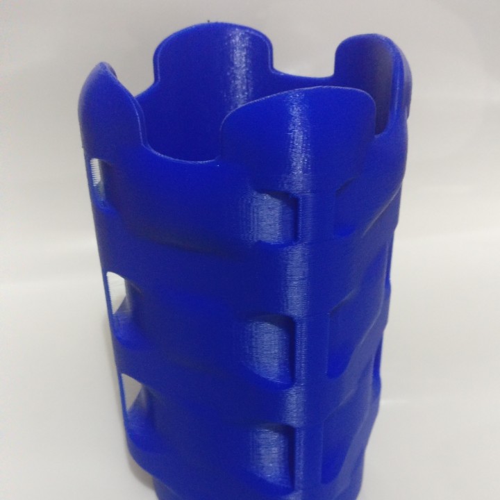 3D Printable Cubed round vase by toth zoltan