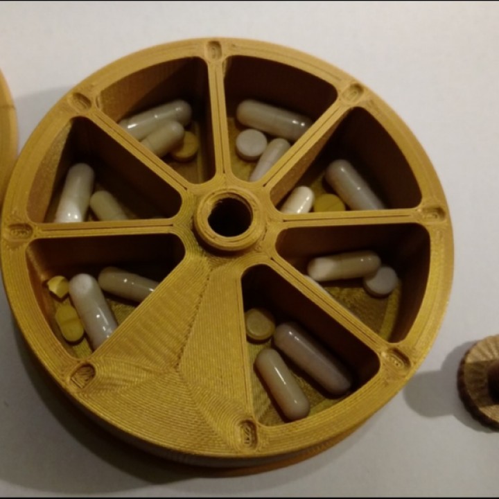 3D Printable 7-Day Pill / Capsule / Tablet Dispenser by Jayman Eckhardt