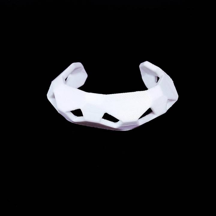 3D Printable Printable Cuff by MoreAnge