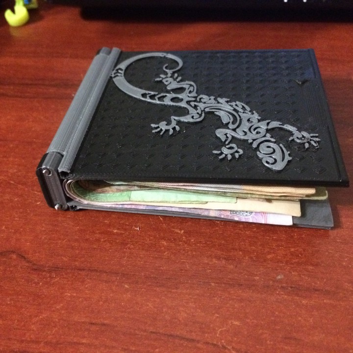 3D Printable Money clip. NFC tag by Ivan