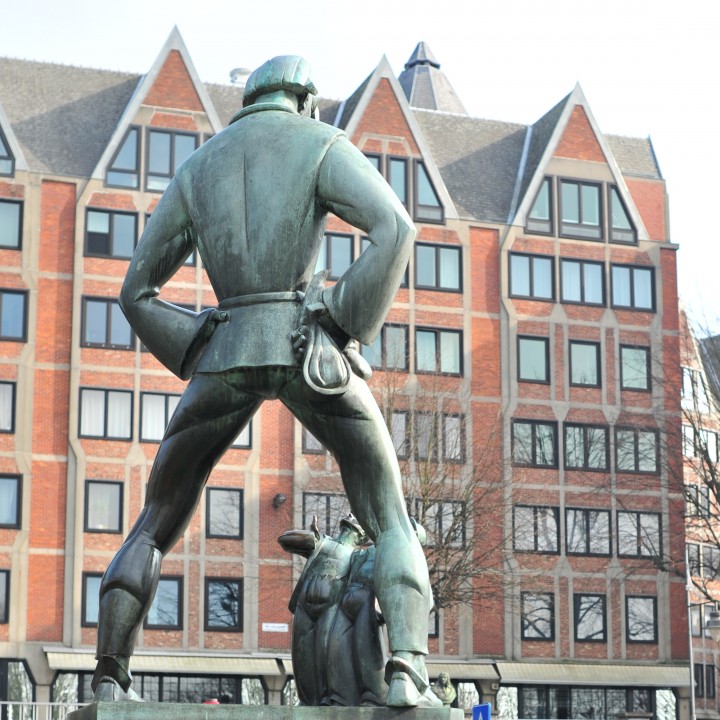 3D Printable Lange wapper by Scan The World