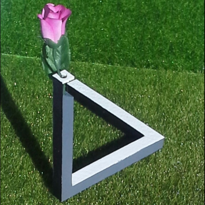 3D Printable Optical Illusion Vase. Triangle Twist. Impossible. Penrose ...