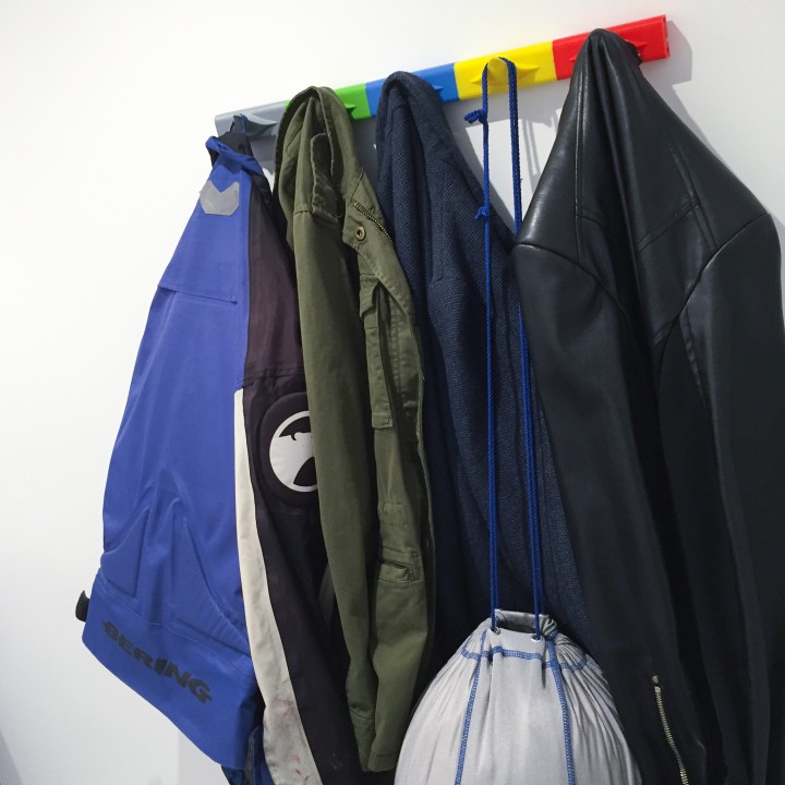 3D Printable Modular wall hanger by Akalo