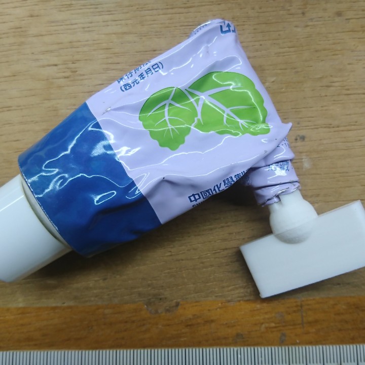 3D Printable squeeze tools by Jed