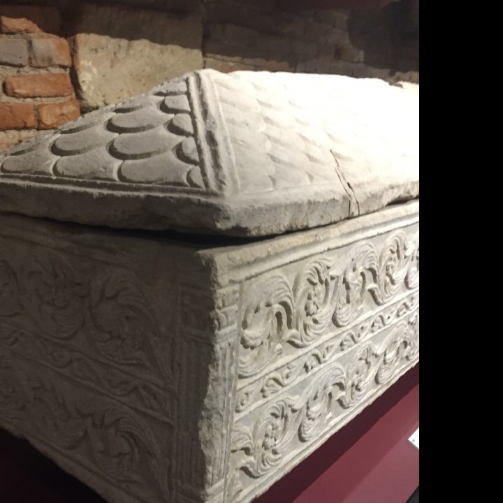 3D Printable Sarcophagus by Musée Saint-Raymond