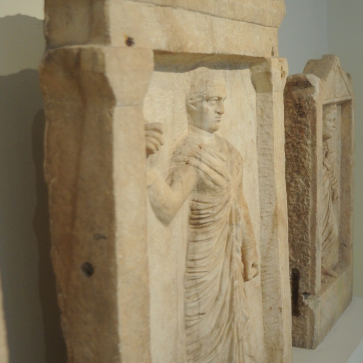 3D Printable Grave stele by Scan The World