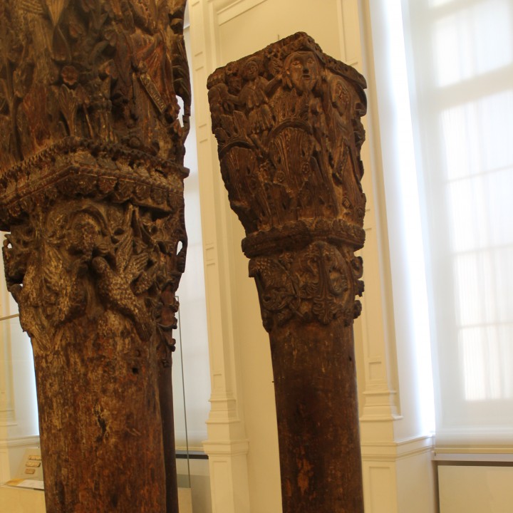 3D Printable 4 Pillars by Scan The World