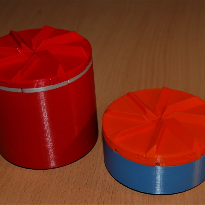 3D Printable Aperture Box by Brien Allison