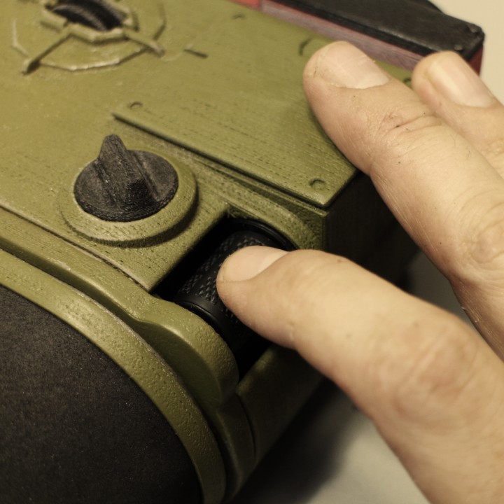 3D Printable Blade Runner 2049 Binoculars by Jonathan Odom