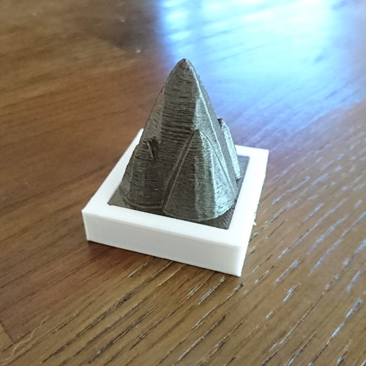 3D Printable (Modular) Square-Tiled Tabletop Board by Sean Kinnane