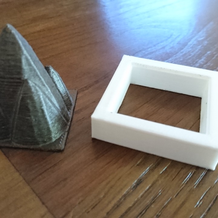 3D Printable (Modular) Square-Tiled Tabletop Board by Sean Kinnane